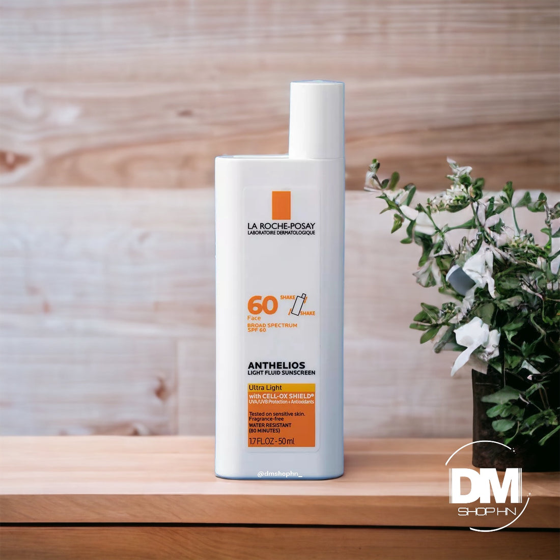 La Roche Posay Anthelios Ultra Light Sunscreen Fluid – DM SHOP HN